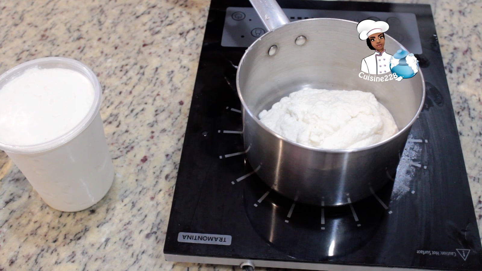 Akoume togolais: Makoumè - Cuisine228