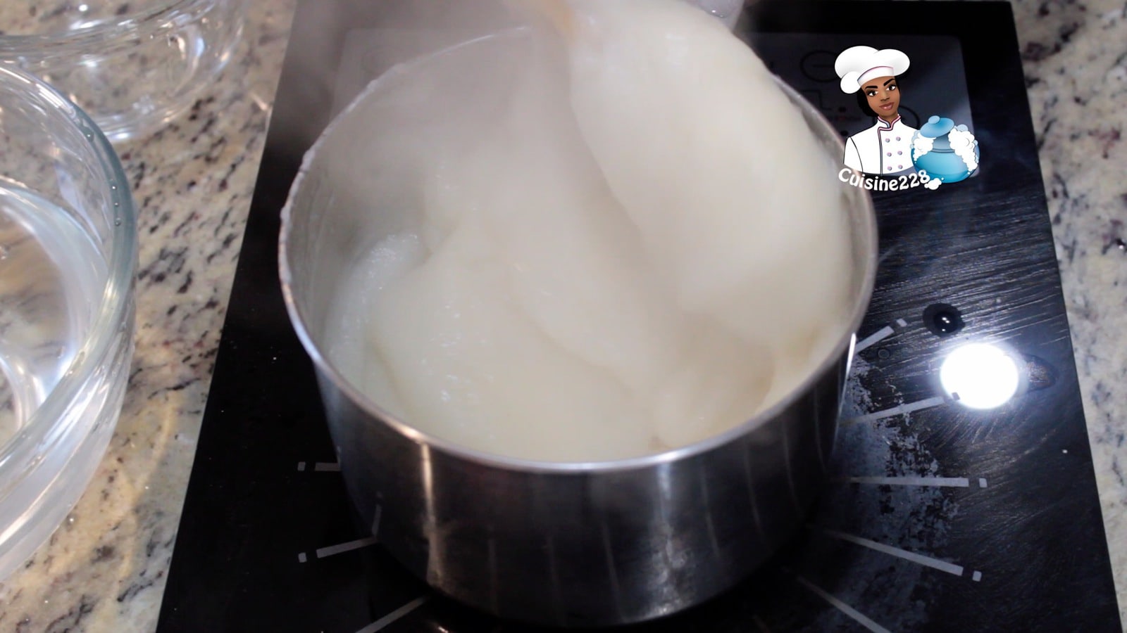 Akoume togolais: Makoumè - Cuisine228