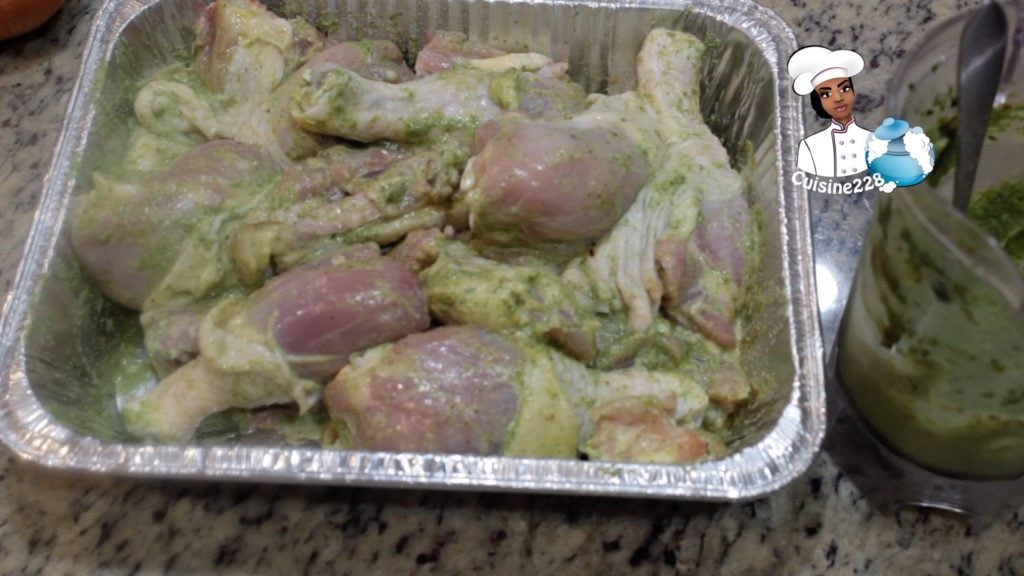 Recette Alloco et poulet braisé ivoirienne - Cuisine228